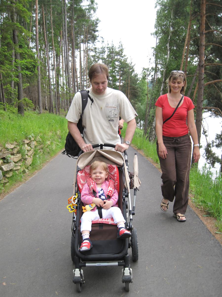 Lucinka - léto 2011 – honza-katka – album on Rajče